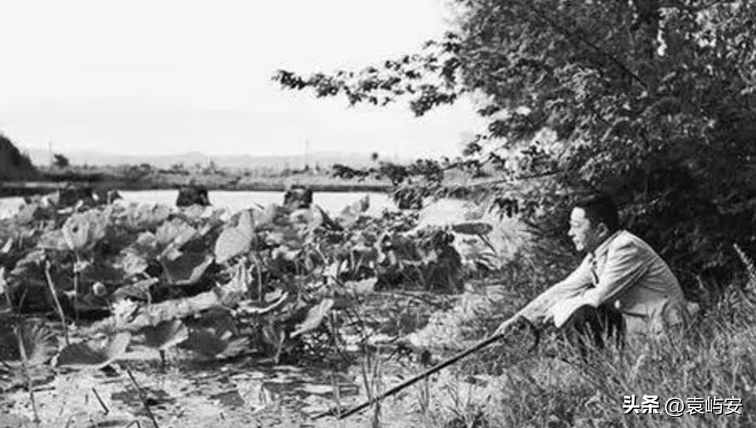 The literary master Lao She and the cheating and suicide Lao She - iNEWS