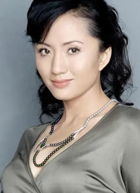 Elegant and generous, virtuous and kind Lu Ling wallpaper - iNEWS
