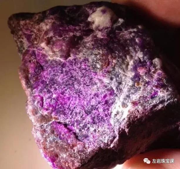Zuo Yan: The deep purple "Shu Julai" in the color treasure world!The ...