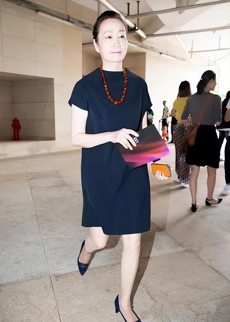 Xi Meijuan, 67 - iMedia