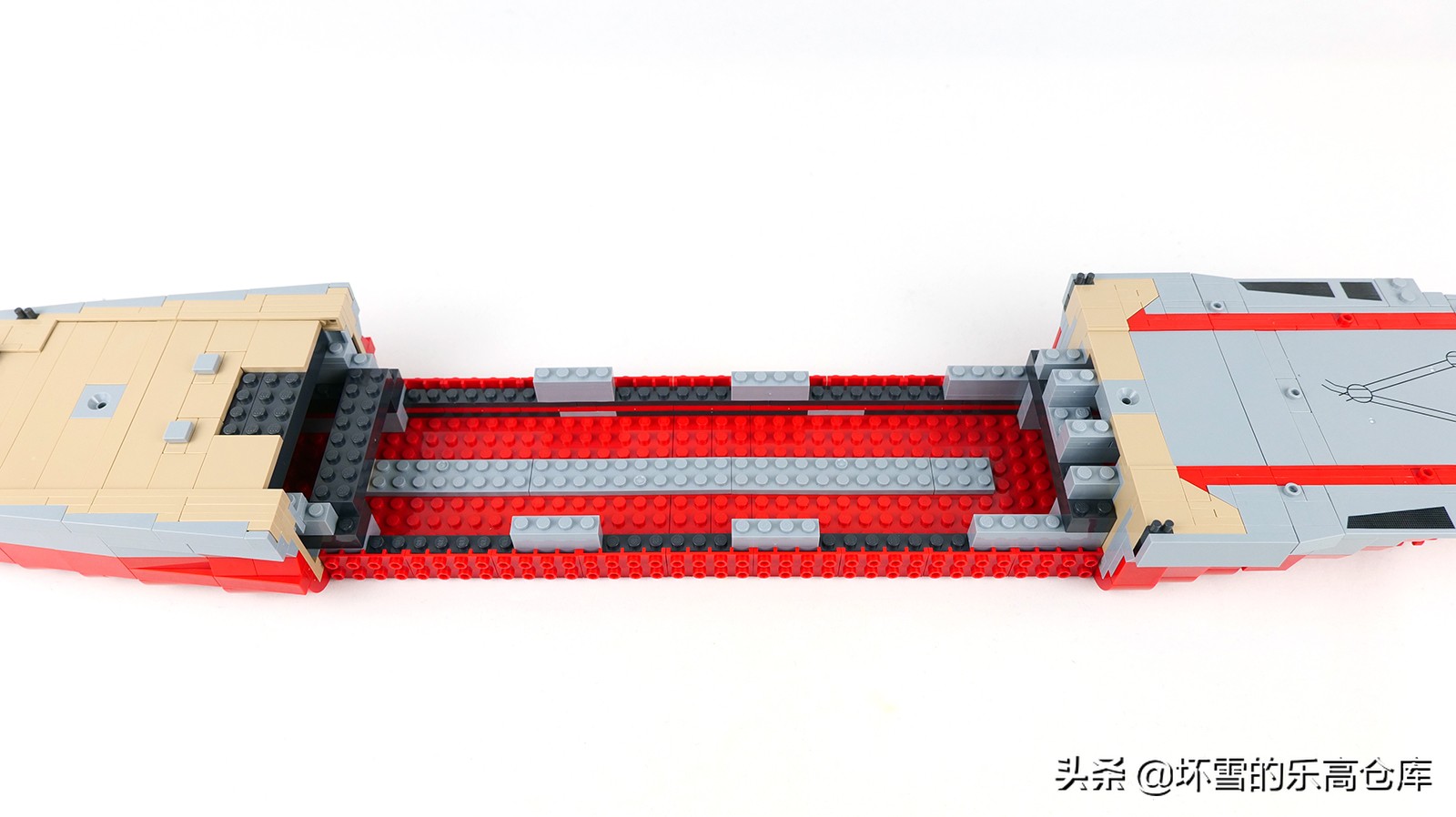 The Fall of the Great Ship: Cobi Building Blocks Musashi Battleship ...