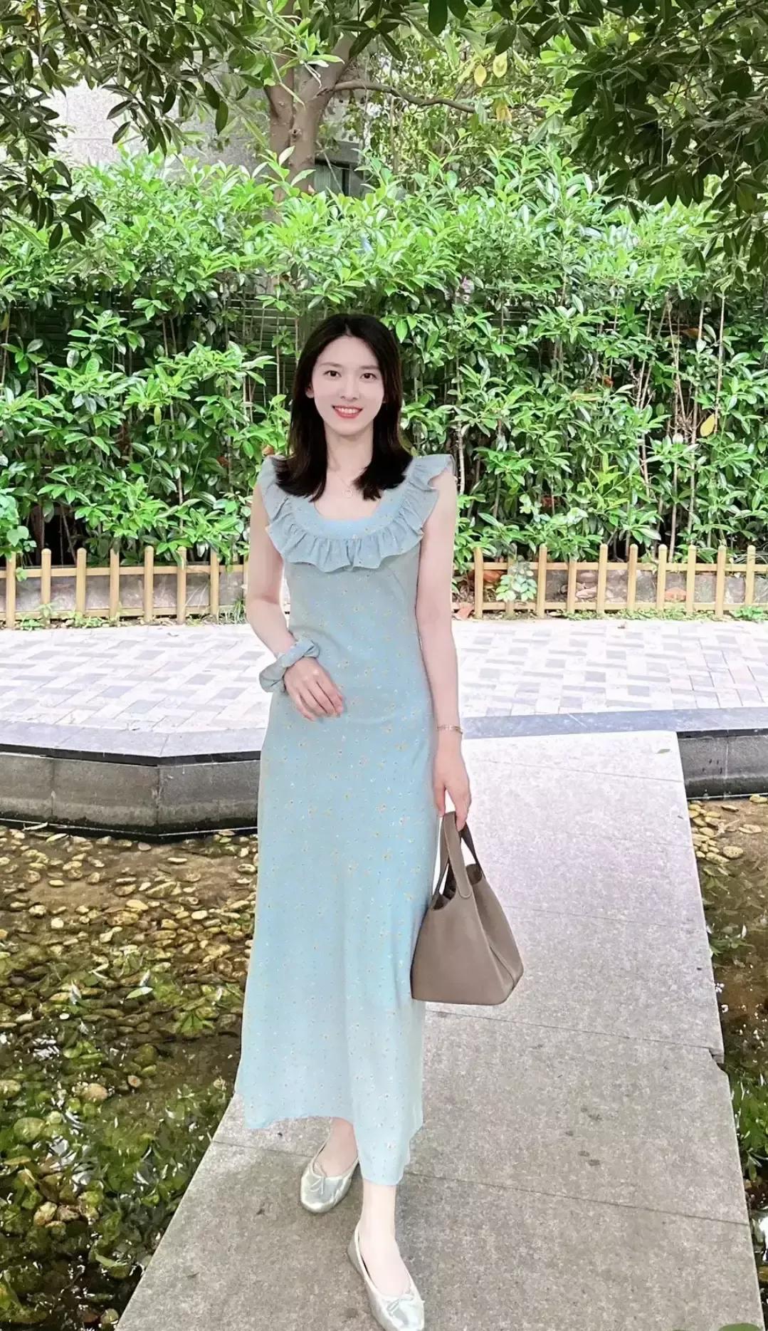 Good clothes are a must for women - iNEWS