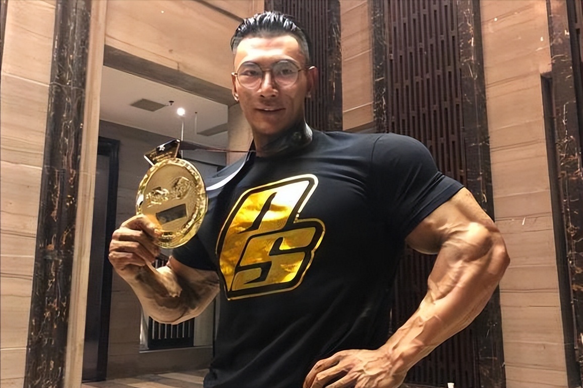 Lu Chenhui, China's No. 1 Muscular Behemoth: At his own expense ...