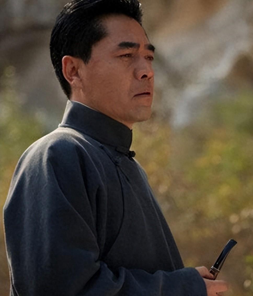 Chen Baoguo: A legend who disappeared in the entertainment industry. His passing makes people ...