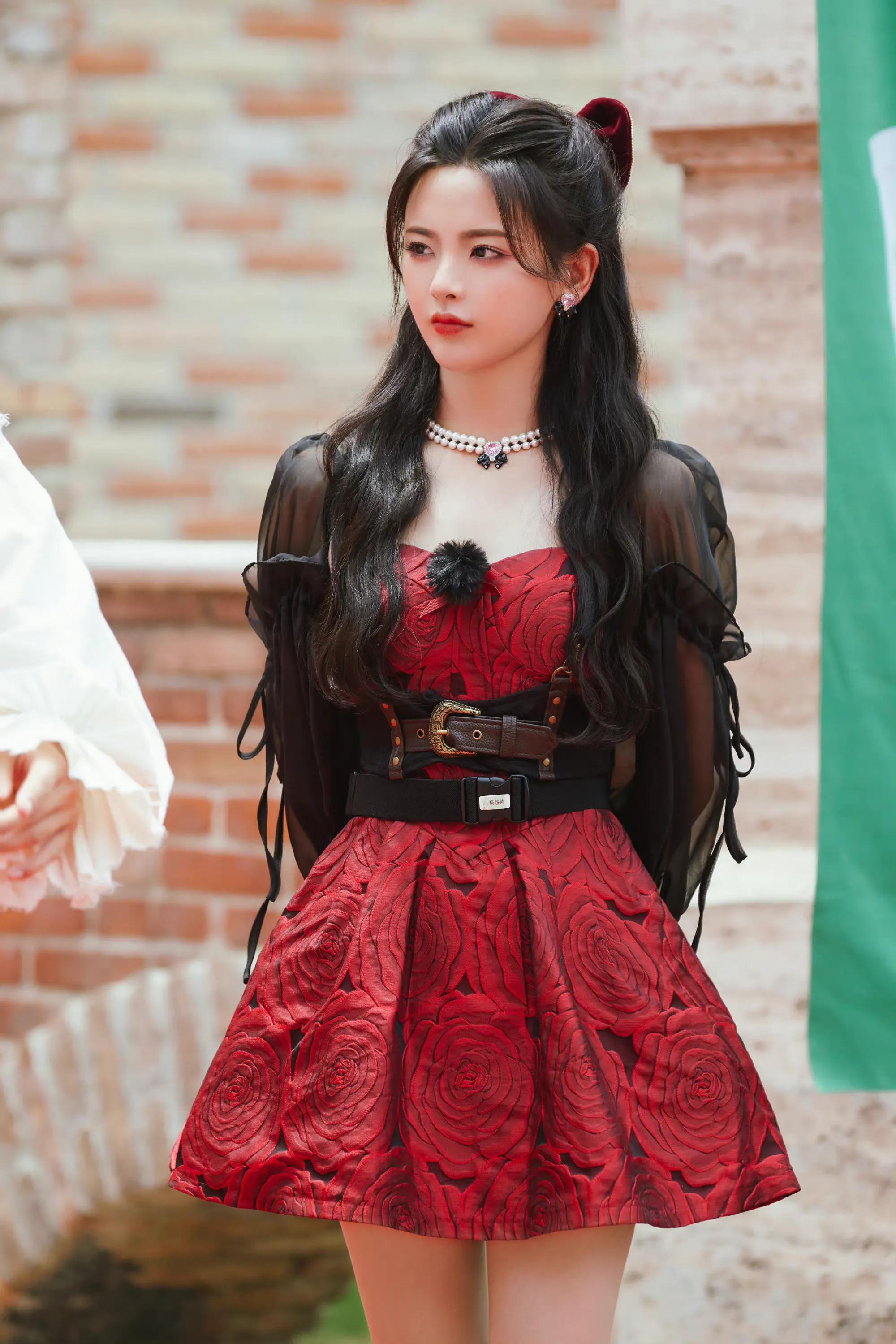 Yang Chaoyue's beautiful picture - iNEWS