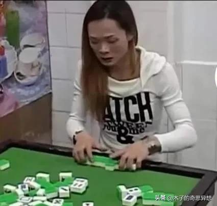 Tragic Life of Transgender Li Ermao - iMedia