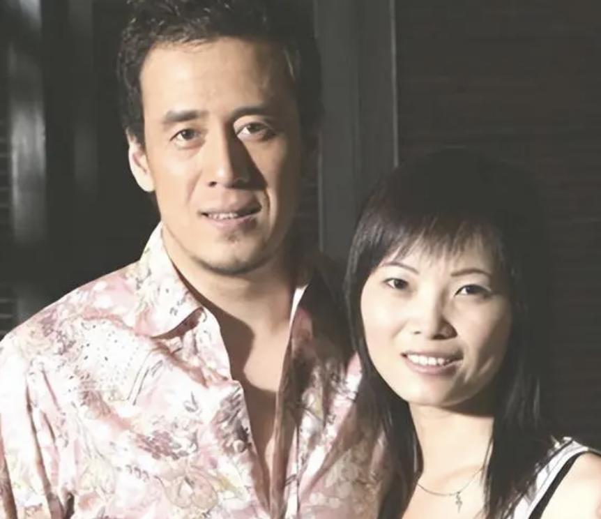 Yang Kun: From red to purple to "passed singer", no amount of fame and ...