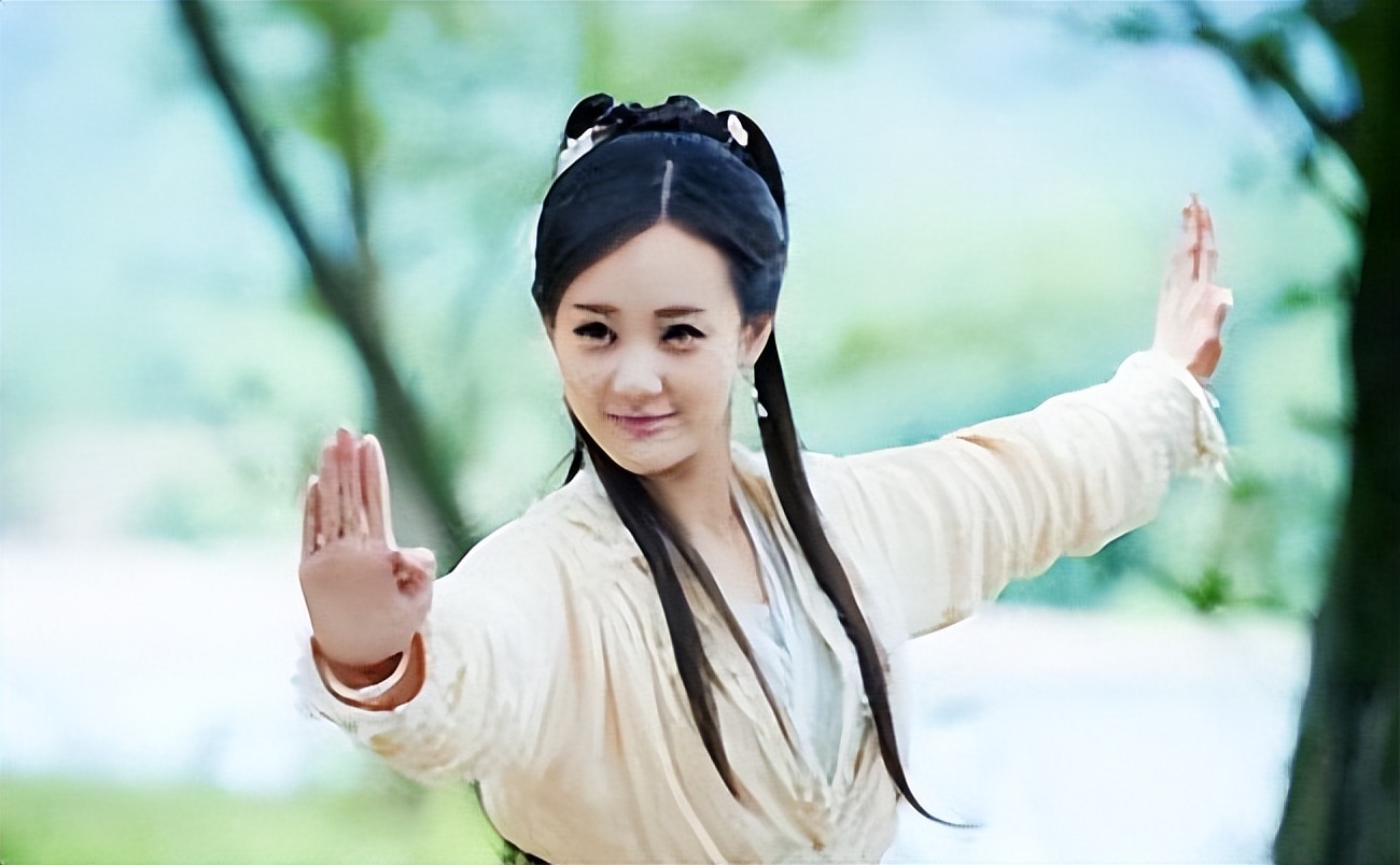 Seeing Li Yitong's Huang Rong, I feel that there is still hope for ...