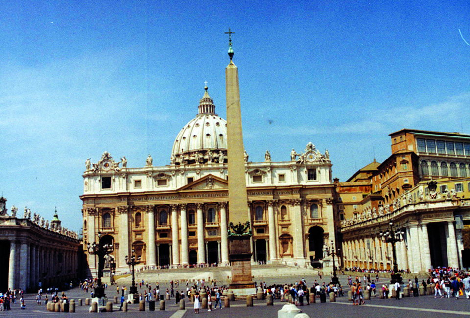 Visit the Vatican - iMedia
