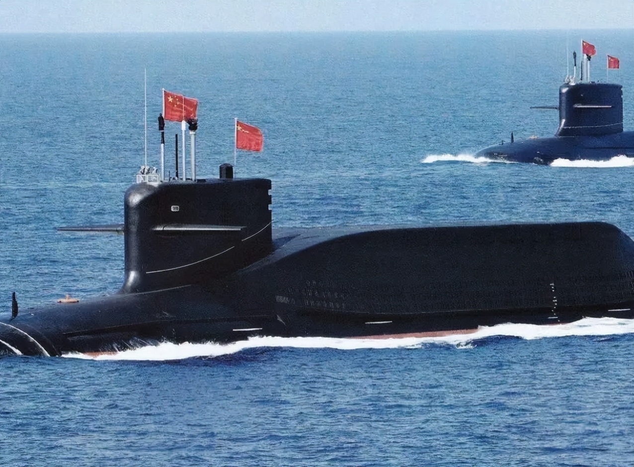 Displacement of 50,000 tons comparable to aircraft carriers, Type 941 ...