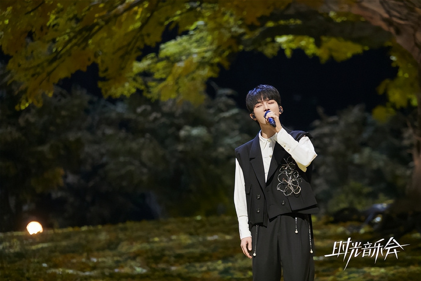 Zhou Shen sang "Big Fish" again to talk to his past self, and Adu sang ...