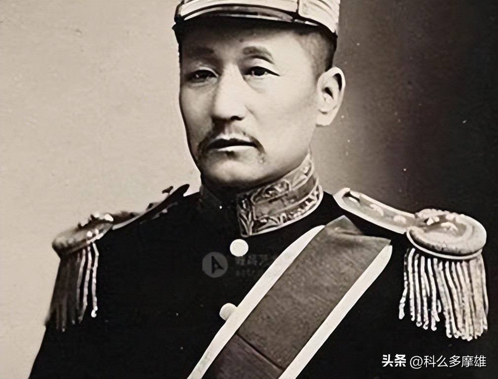 When Okamura Ningji was an instructor, there were 3 Chinese students ...