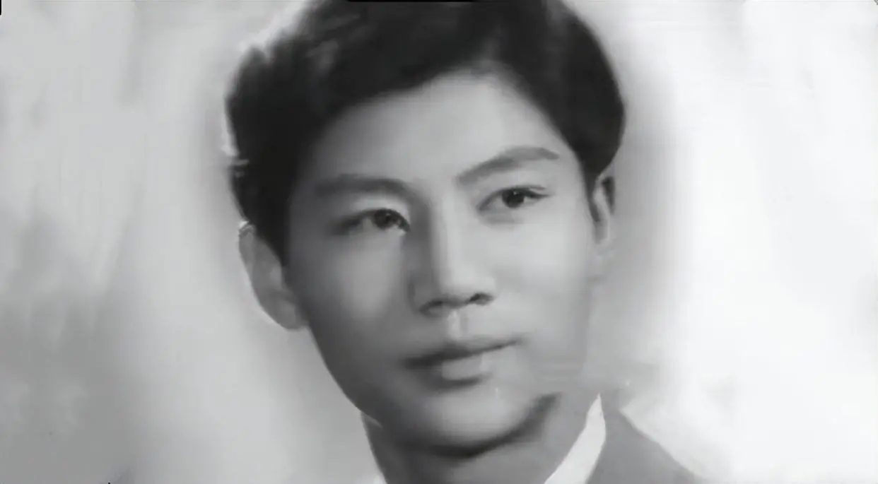 In the 1980s, Yang Shangkun met the special actor Gu Yue and told him ...