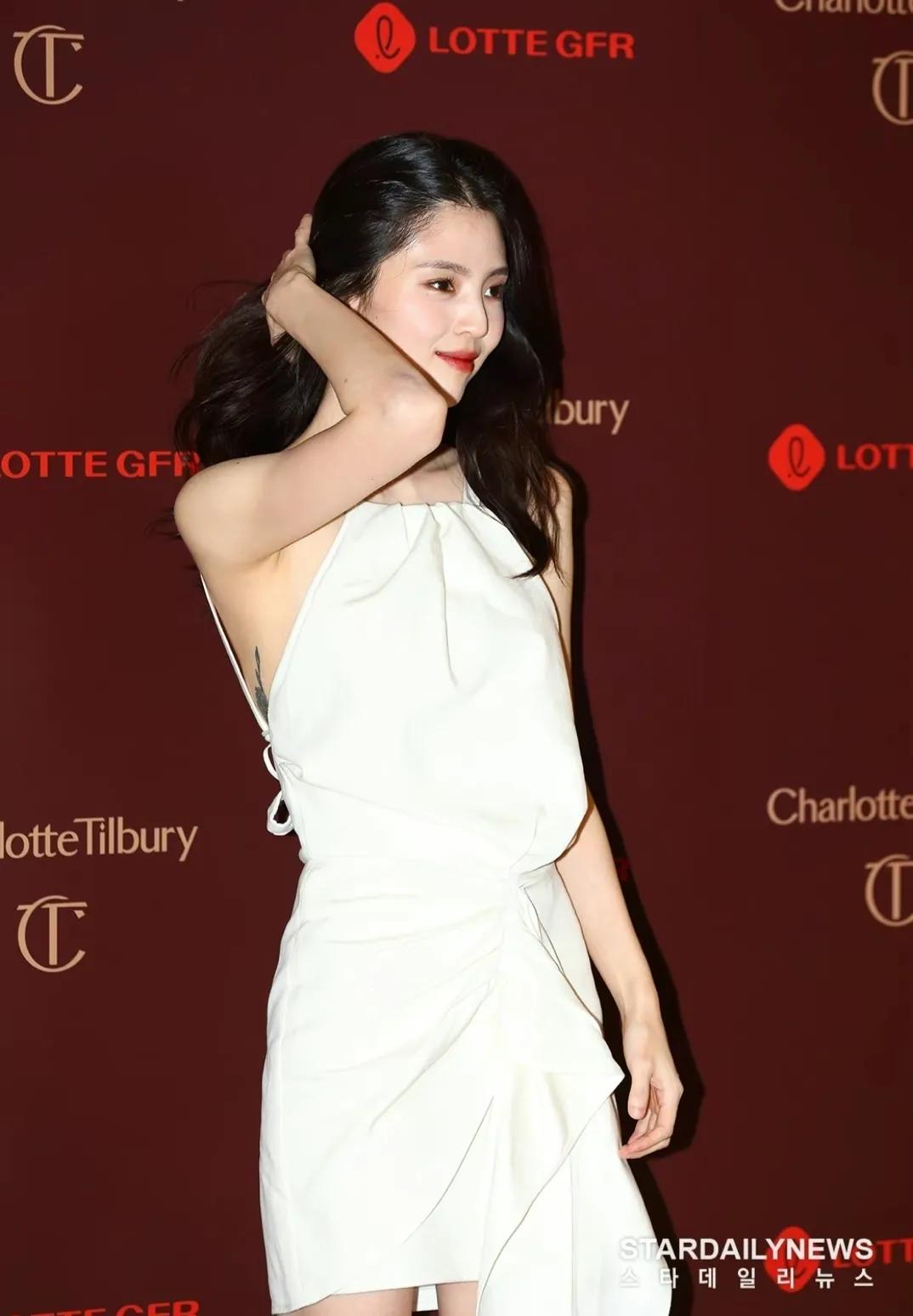 Han Suxi is the kind of beauty who makes people feel amazing at a ...