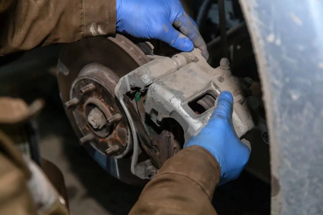 How long do brake pads and discs need to be replaced? The four key ...