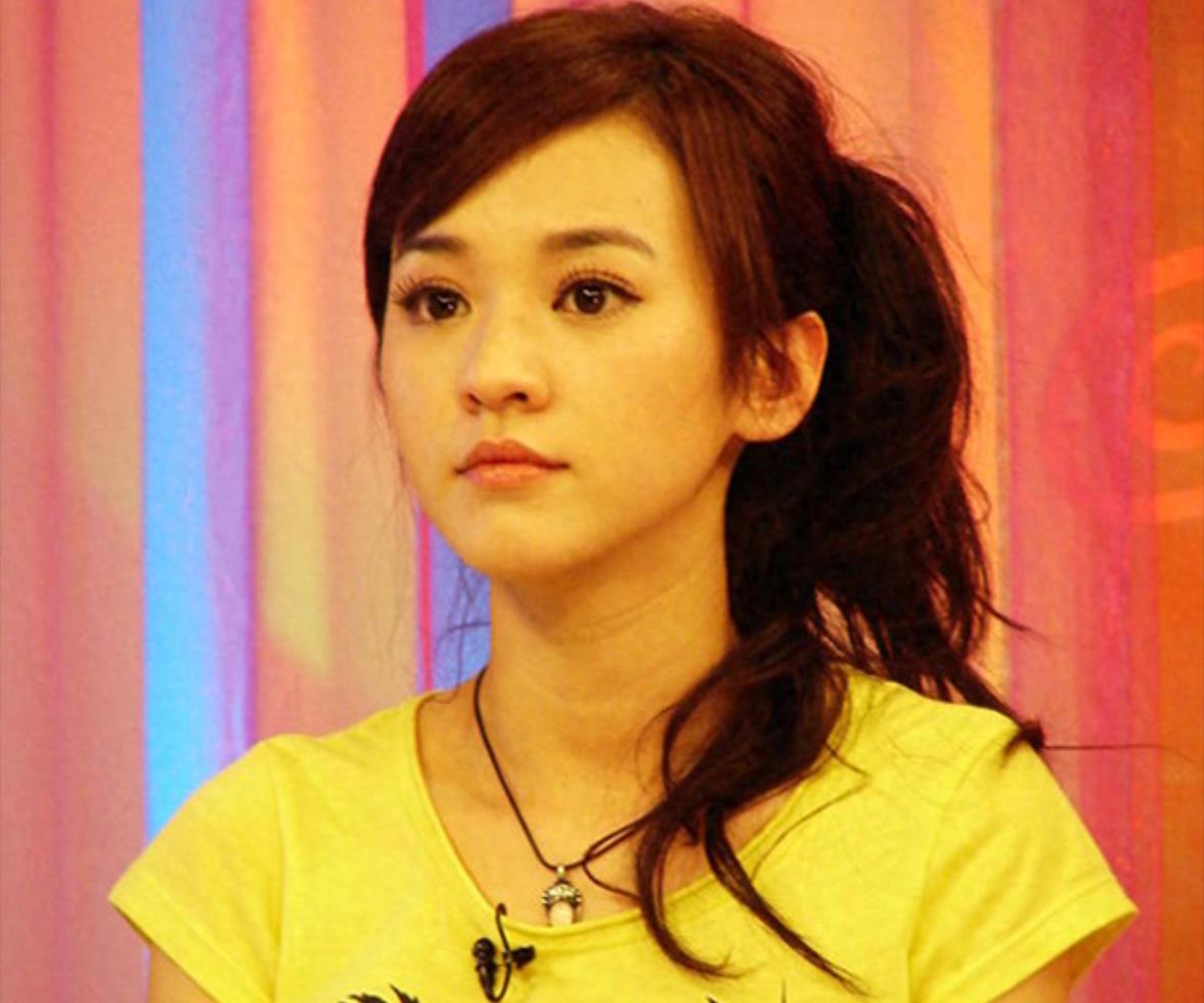 The show revealed that he had a physiological reaction and had dated 47 boyfriends. How messy is ...