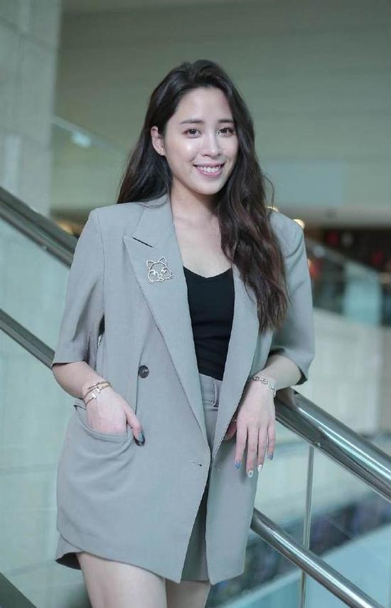 Su Wang: The three sisters of the Ouyang family have different ...