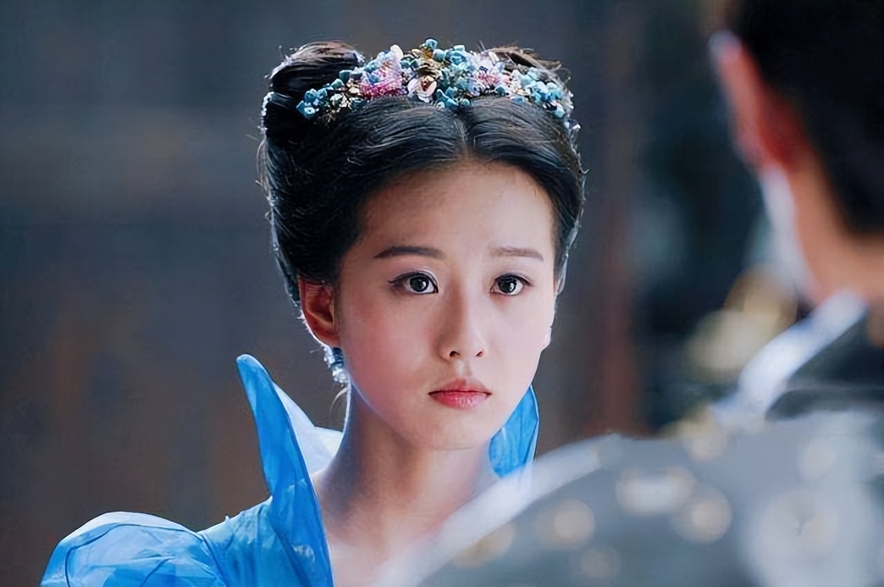 Entertainment highlights: Xia Zhiguang Li Yitong Bailu Wang Hedi Wang Xinling Ma Li Chen Feiyu ...