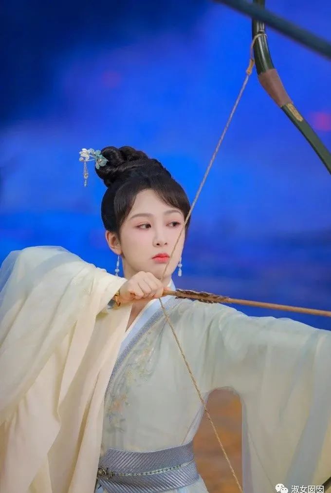 Yang Zimei can't hide anymore, when did you fall in love with her? - iMedia