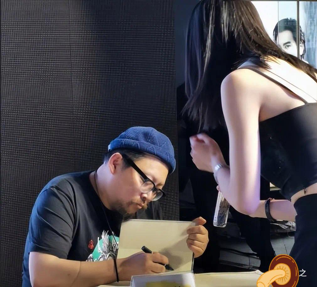 This time, it was the turn of the 52-year-old Shi Hang to "roll over", and many women reported ...