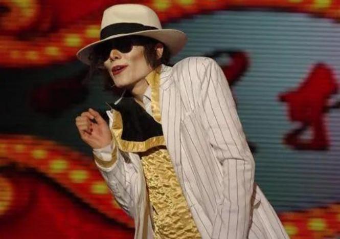 Piracy and copycat imitation are the same. Being a "top stream" shows ...