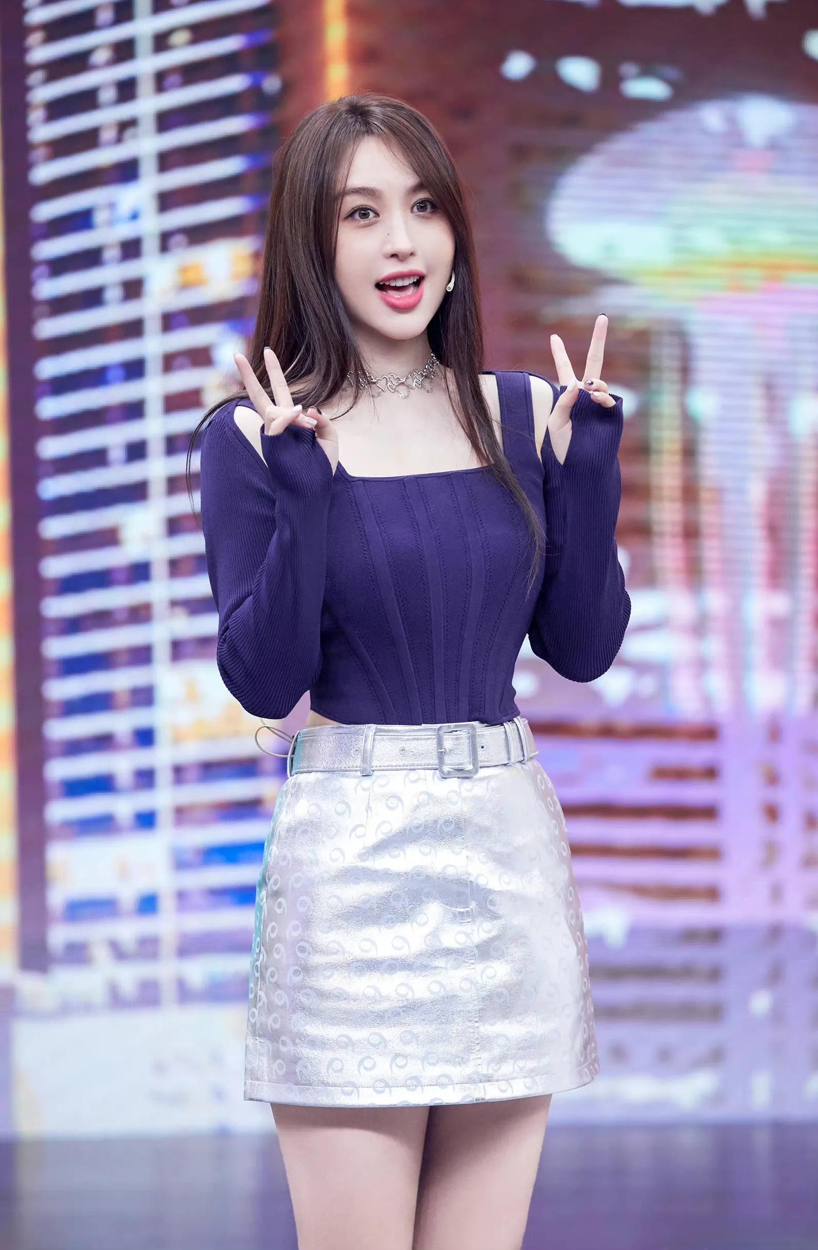 Actress Li Feier - iNEWS