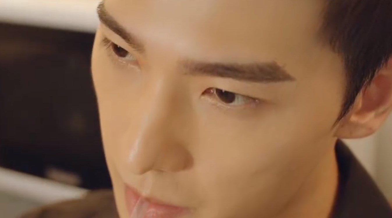 Yang Yang defeated Huang Xiaoming and became the new oil king. Facts ...
