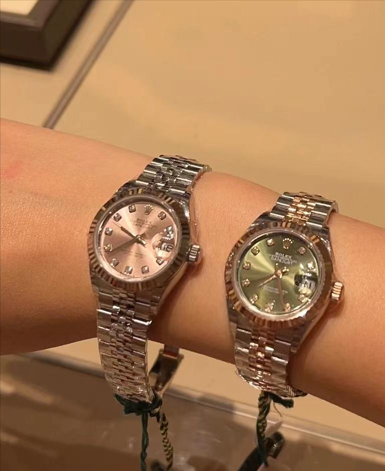 Encounter the love table in your dream! "Rolex" - iNEWS