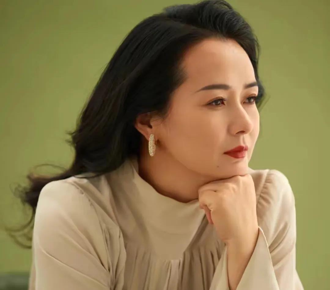 She is beautiful and has good acting skills. She debuted for 25 years ...