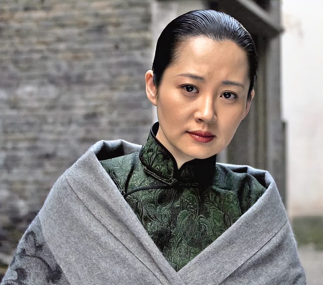 Zhou Tao: Playing Soong Ching Ling at the June 1st party, her acting ...