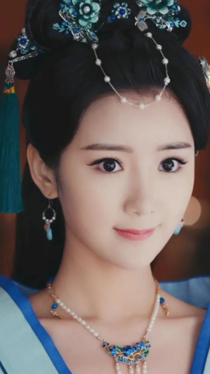 Mao Xiaotong, Li Changru - iNEWS