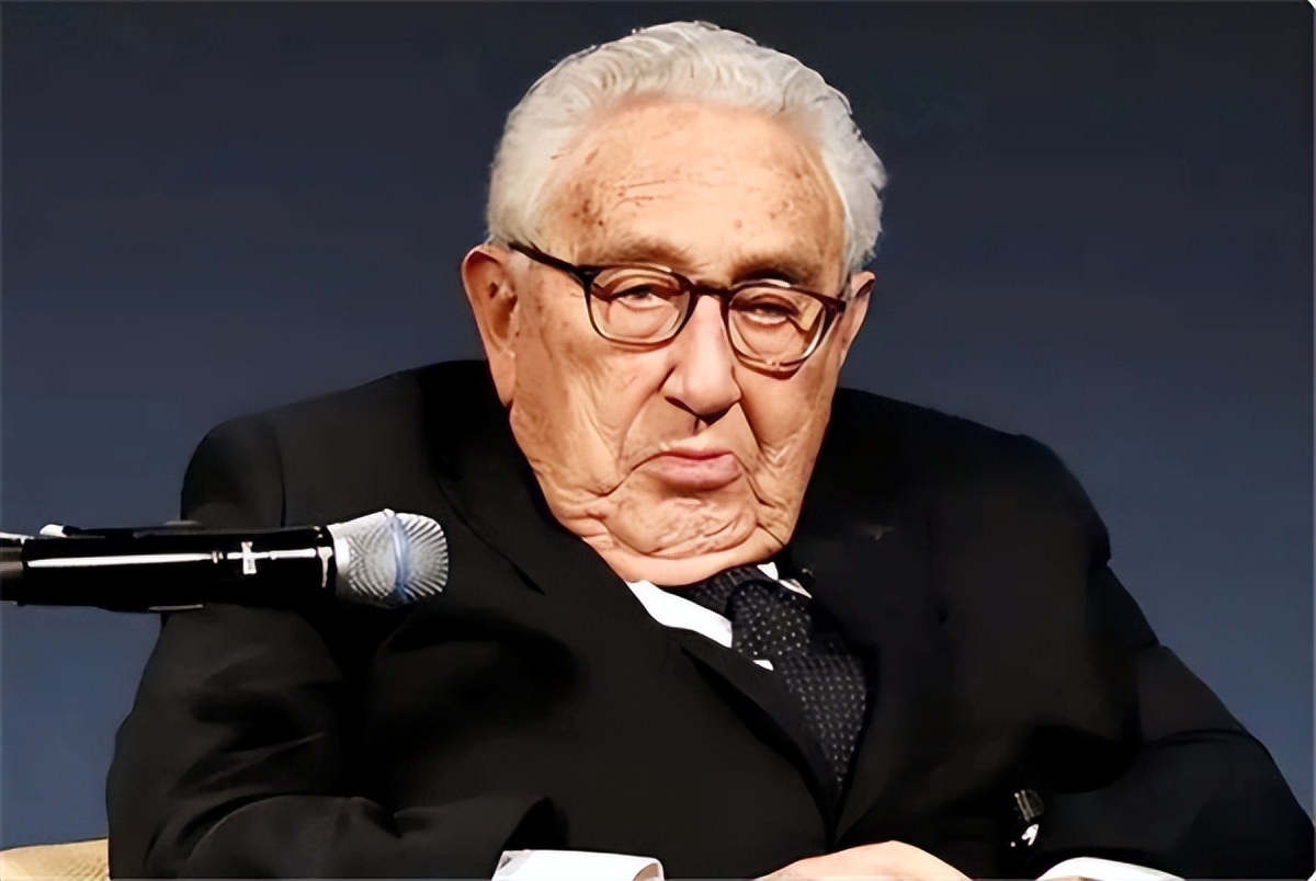 Case 100-year-old Henry Kissinger broke the news: If World War II broke ...