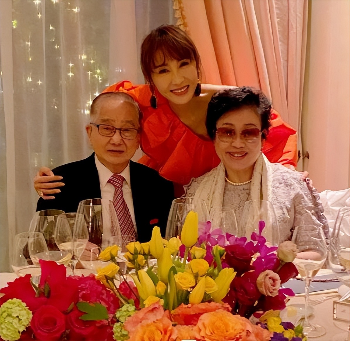 51-year-old Gigi Lai celebrates her birthday with photos. The disabled ...