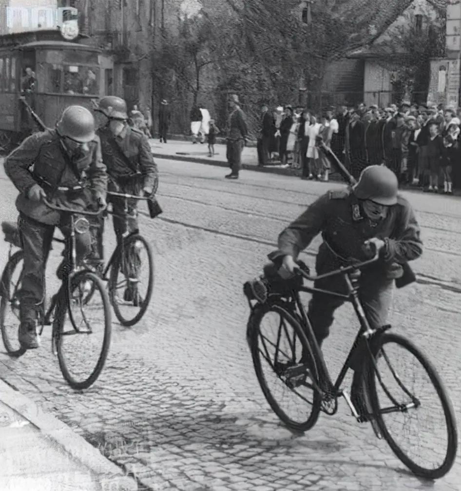 The little-known bicycle unit of the German army during World War II ...