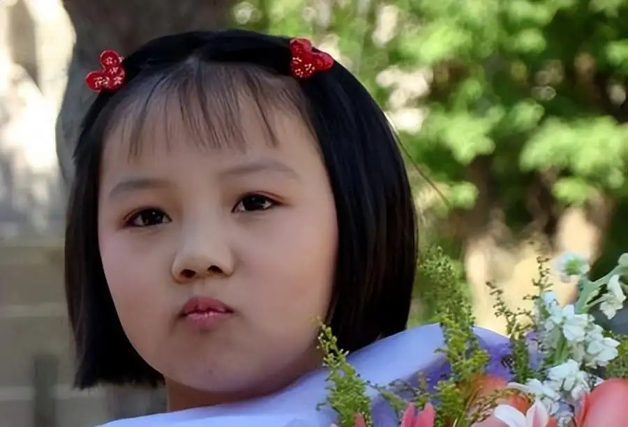 Don't feel bad for Yang Peiyi anymore, she doesn't need it at all - iNEWS