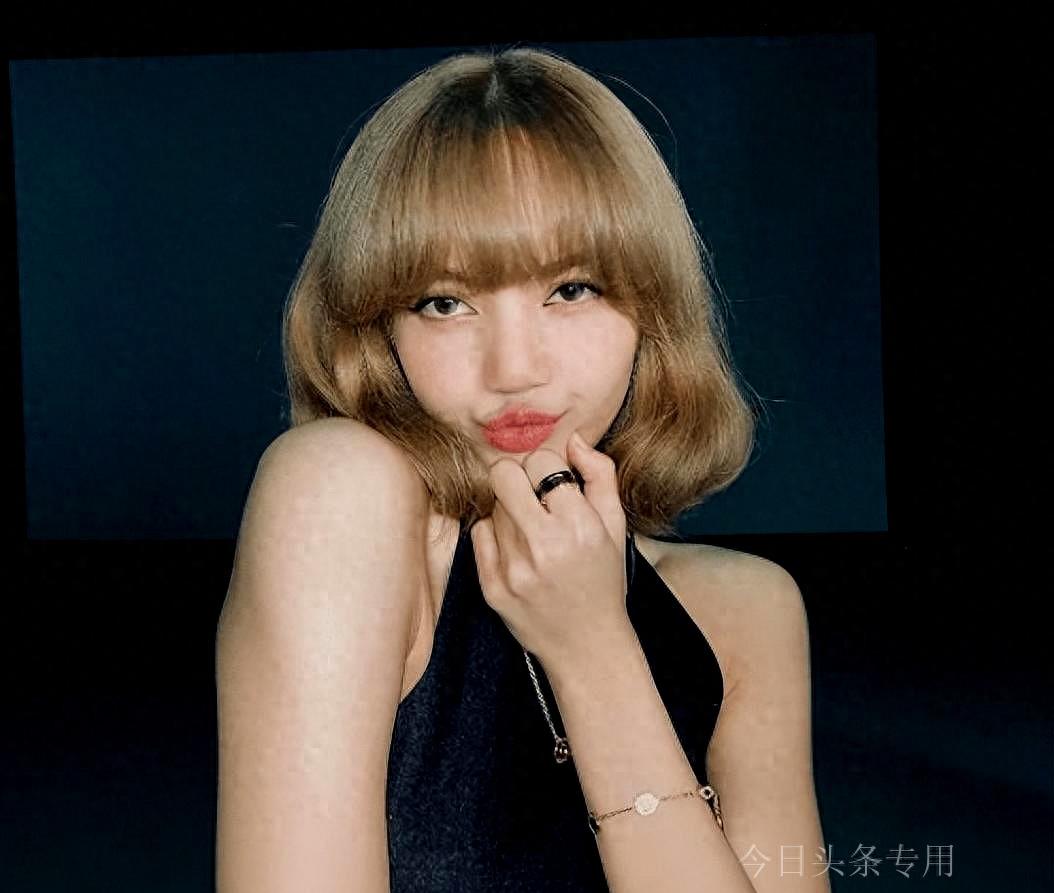 Review: Lisa's stunning rehearsal scene was exposed, with an eye ...