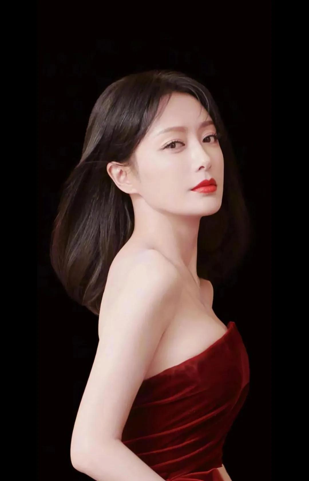 Sexy, charming and compelling Qin Lan's photo - iMedia