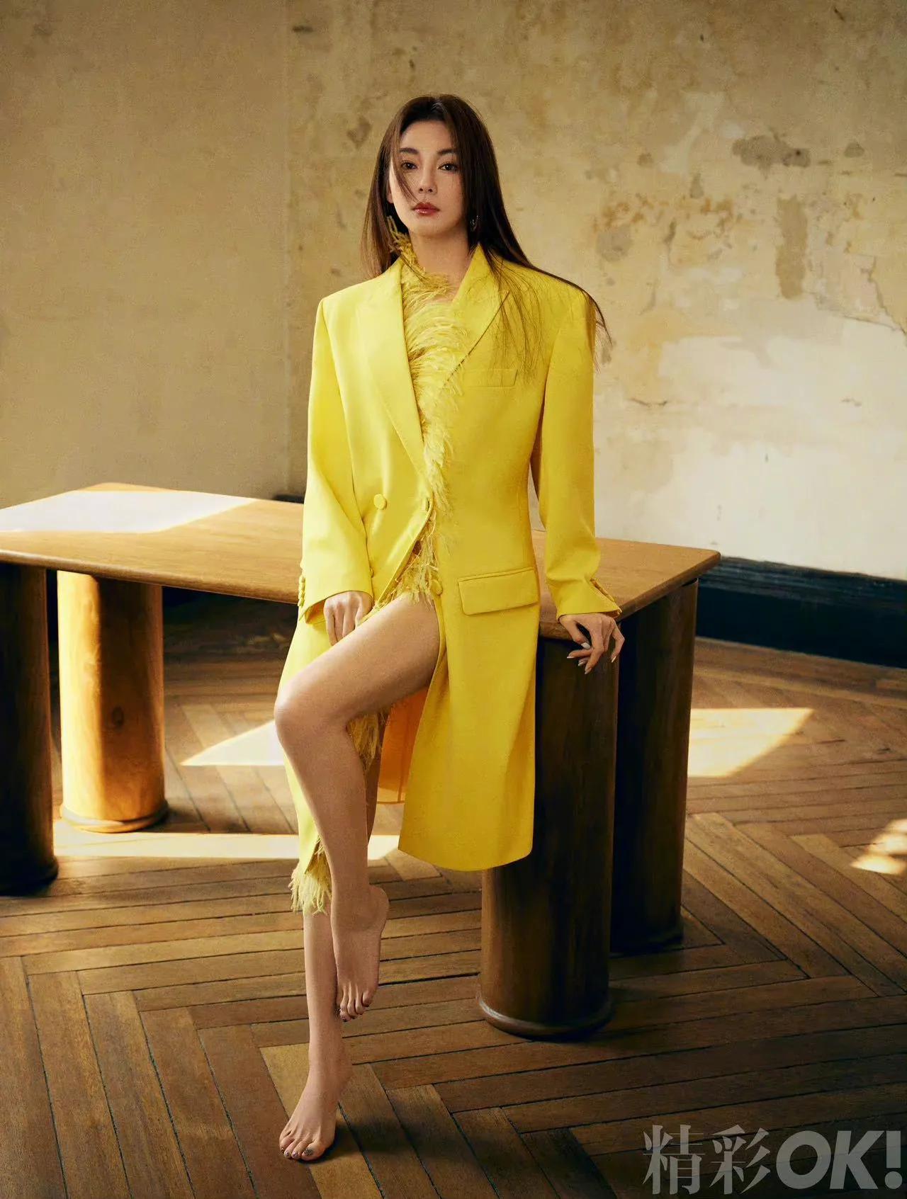 Zhang Yuqi's glamorous domineering lady's cover is so glamorous and ...