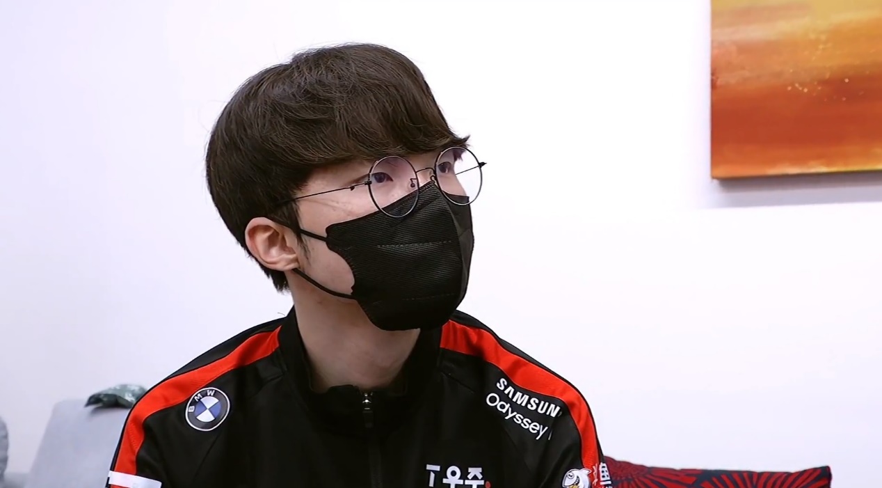 Faker calls Da Fei no problem!De Yunse strikes hard: in China, big is a respectable title - iNEWS