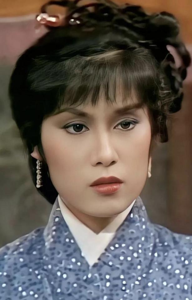 "Female Jackie Chan" Yang Panpan, born in a famous family but loves ...