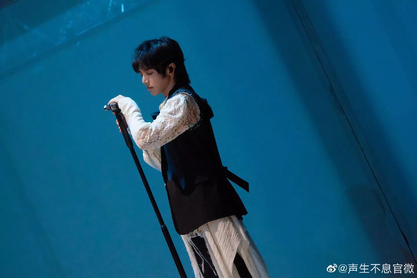 Top Singer X Gold Medal Producer: Hua Chenyu is a fan of Hua Chenyu's strength, and everyone in ...