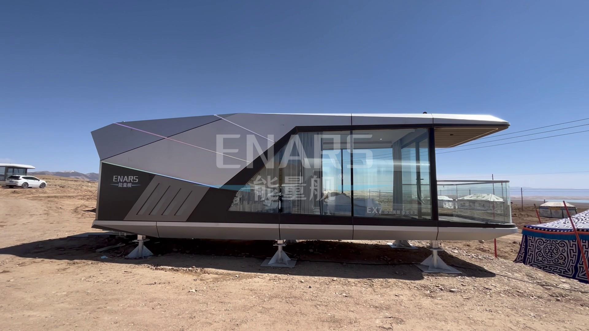 The sci-fi style mobile space capsule homestay energy ship EX7 will ...