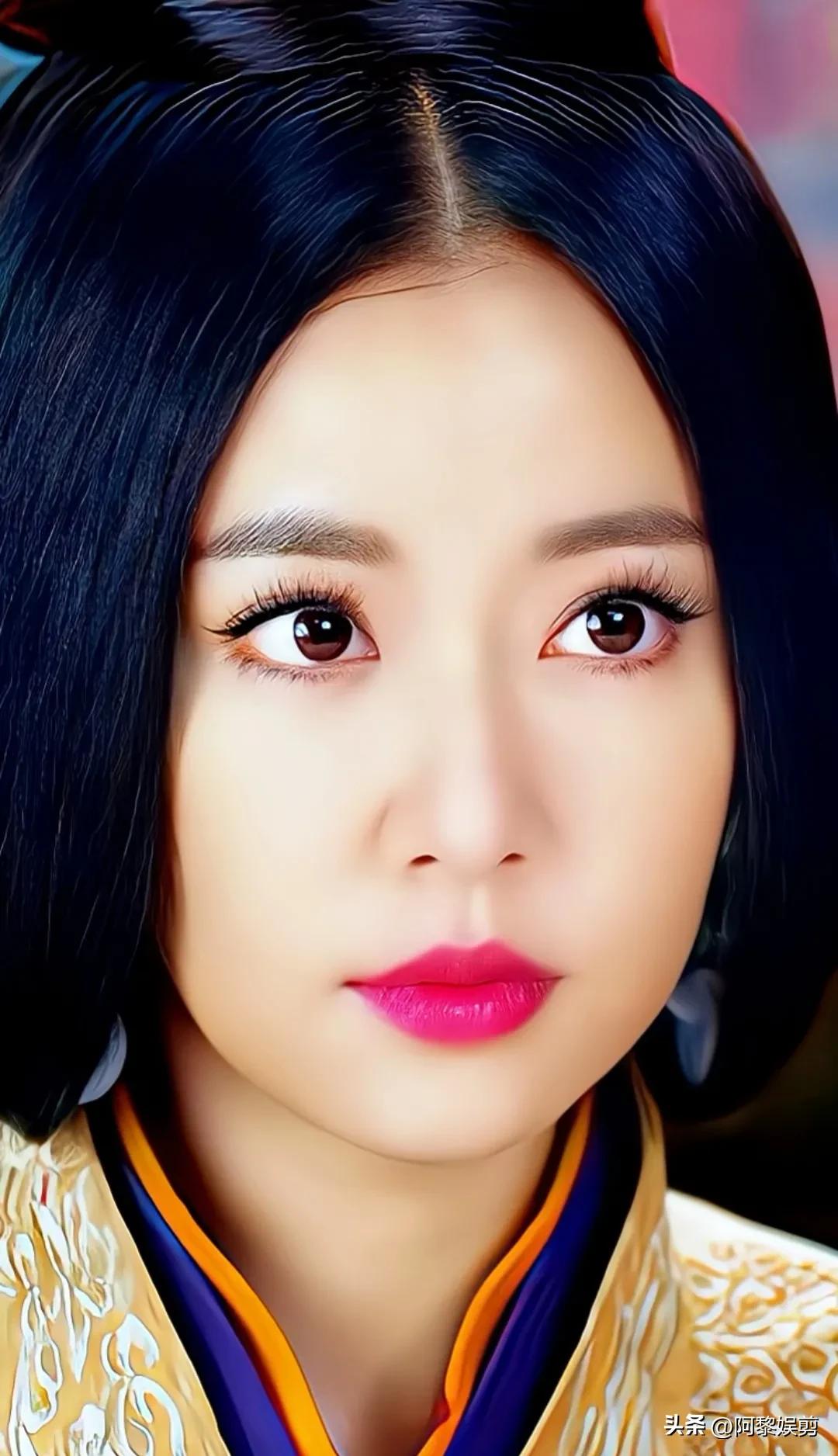 Lin Xinru's face value is at its peak, she was so beautiful when she ...