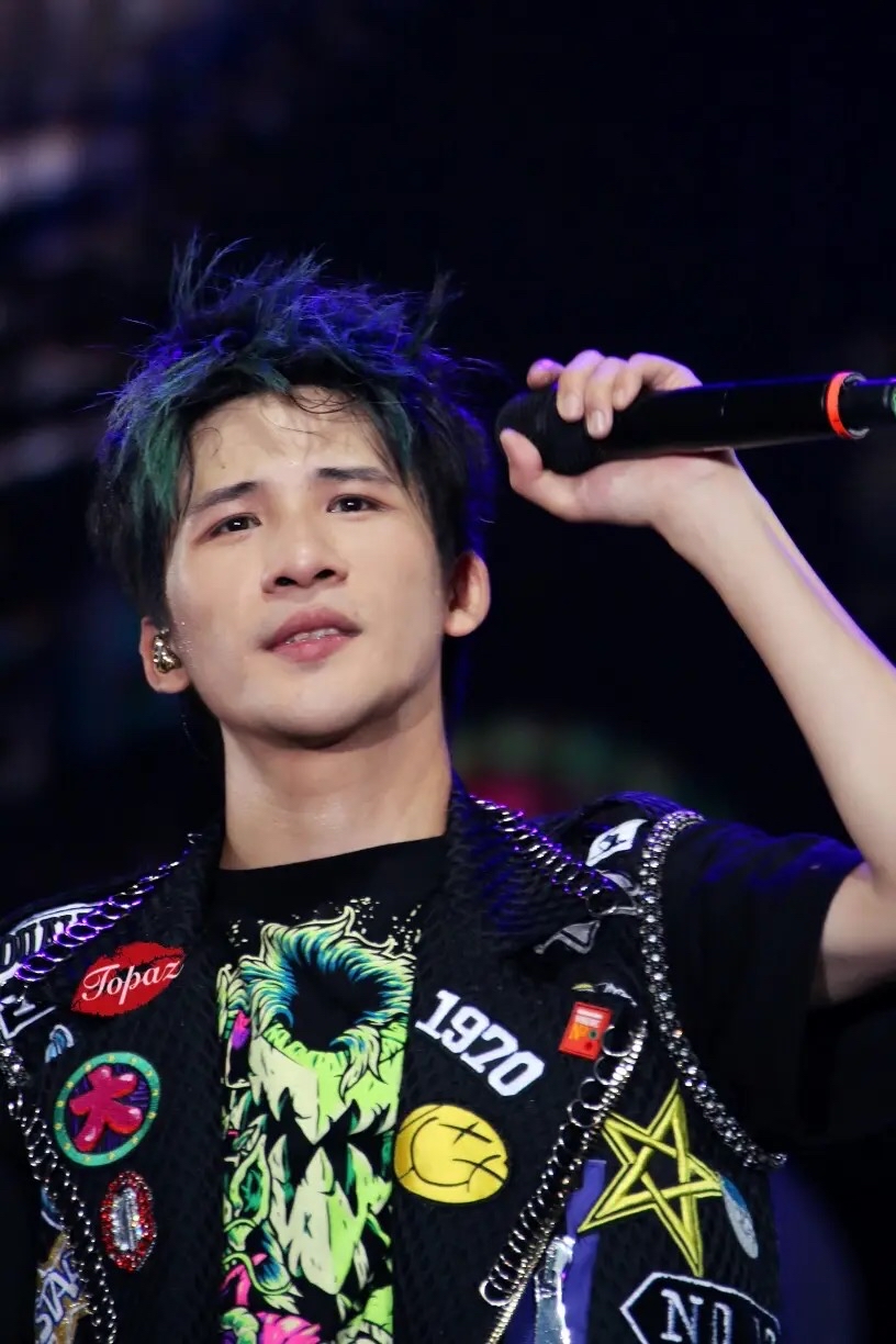 Zhang Wei, a sober man in the world: the light of a married man, a good ...