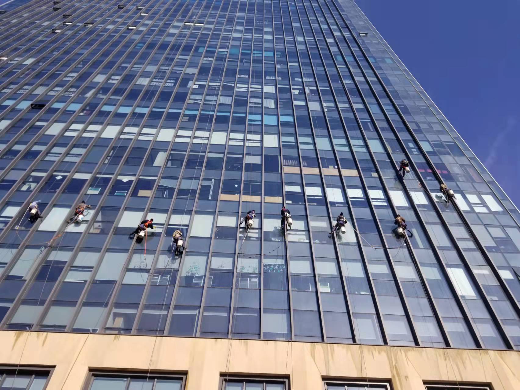 Jinan exterior wall glass cleaning - iMedia