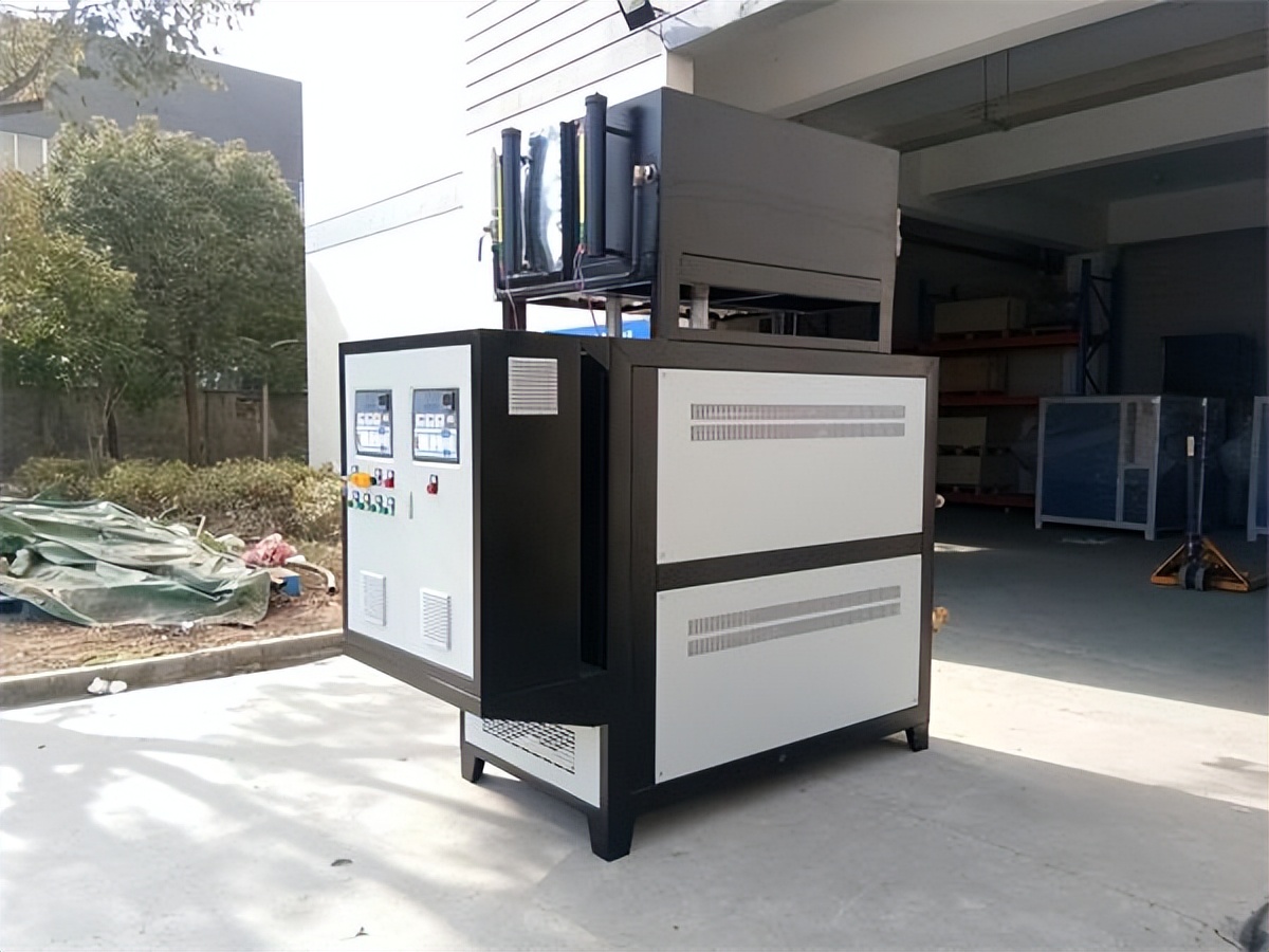 Safety operation rules for double temperature oil mold temperature ...