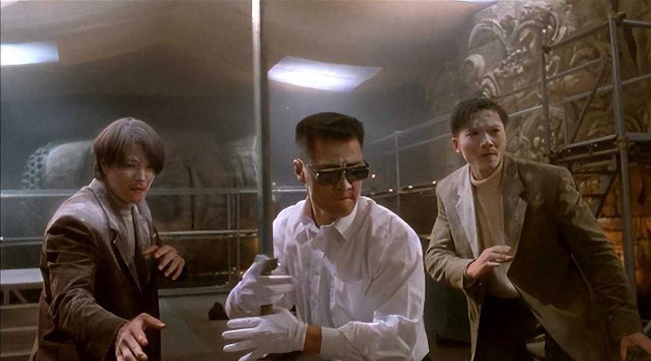 Yu Rongguang was able to earn money to support his family without any scandals. In his later ...