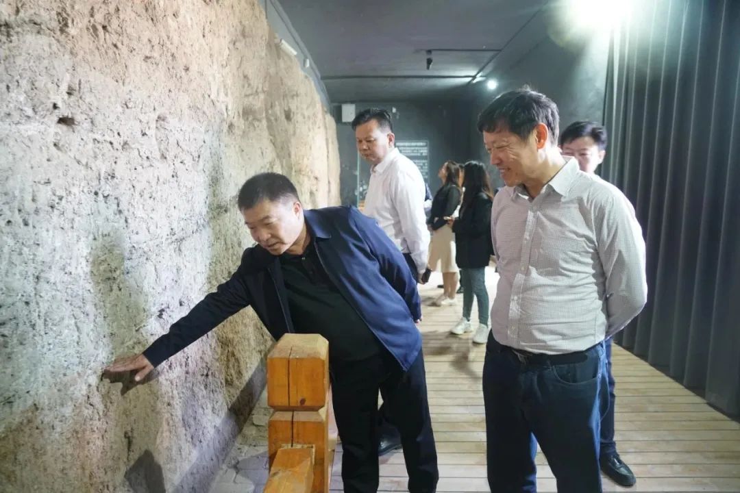 Hu Xijin went to Yangshao to explore the charm of Yujiu culture - iNEWS