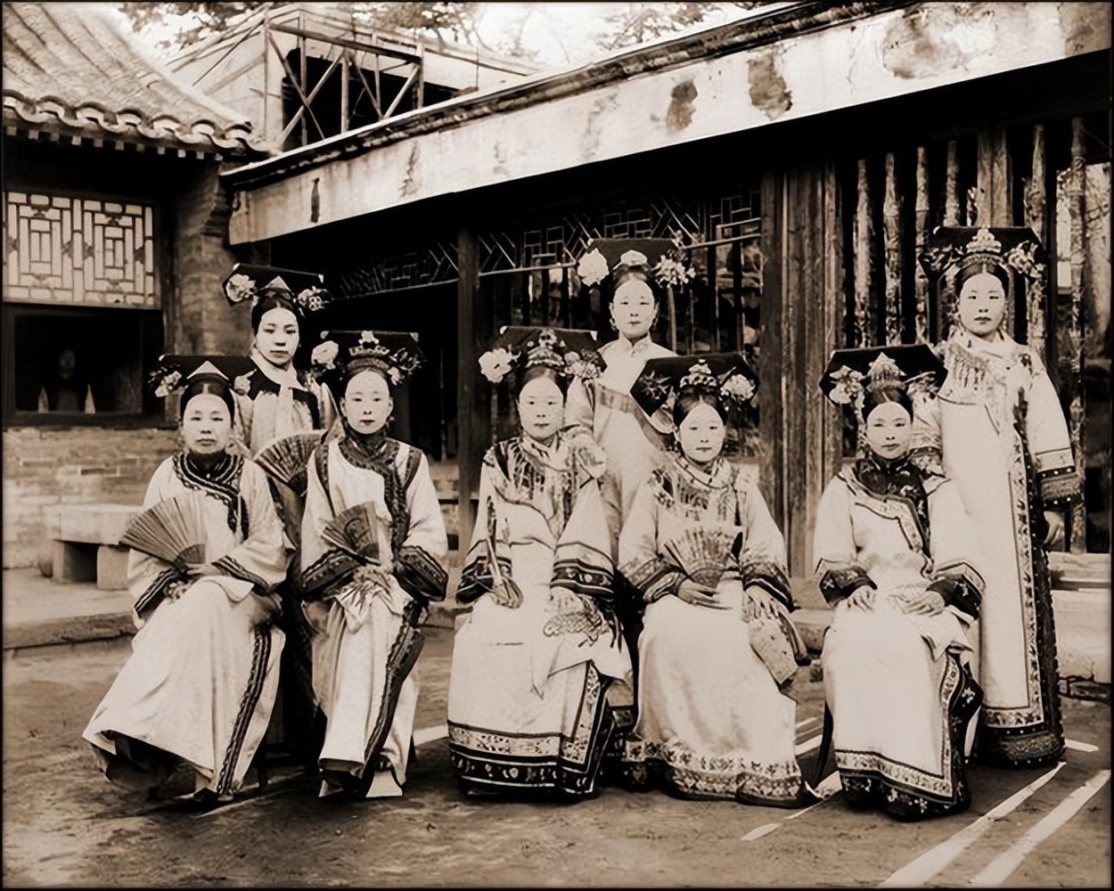 Tiandihui fled overseas and established a Lanfang country, the area is ...