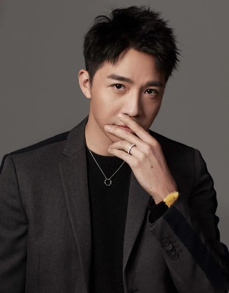 Wei Chen is a father, see 0713 marriage and family status - iNEWS